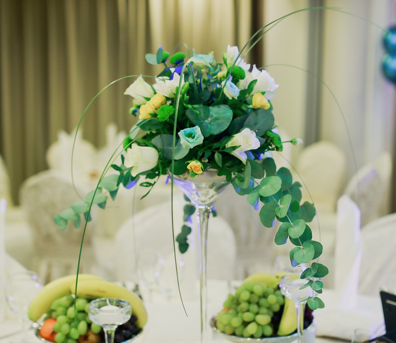 Charming Wedding Flower Styles to Stretch Your Budget - Conklyn's ...